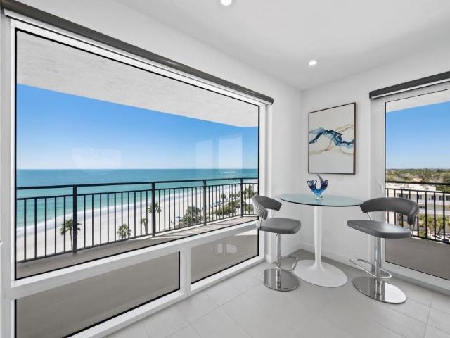 house with 2 bedroom, Longboat Key FL DS102658772