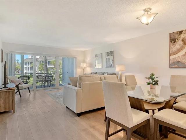 house with 2 bedroom, Longboat Key FL DS102660656