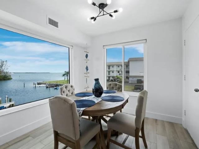 house with 2 bedroom, Longboat Key FL DS102244247