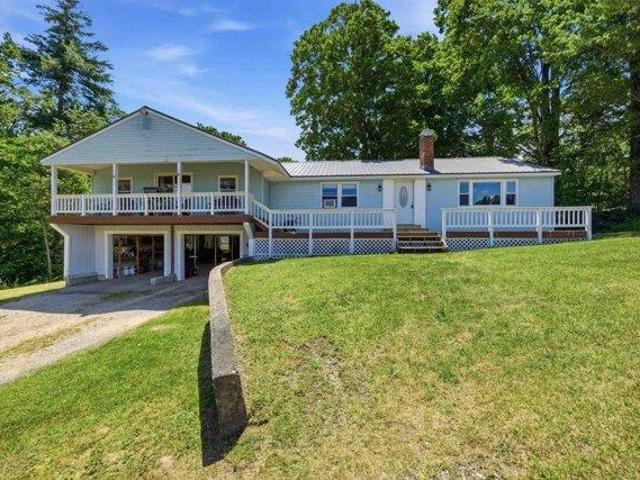 house with 2 bedroom, Loudon NH DS104443894