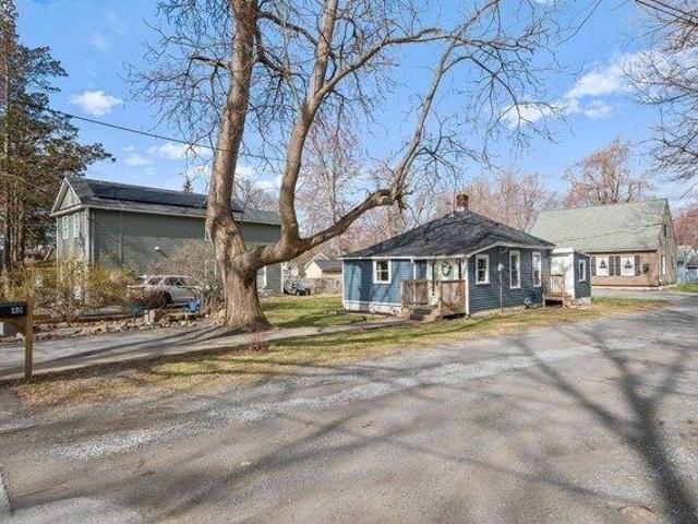 house with 2 bedroom, Lunenburg MA ES104570760