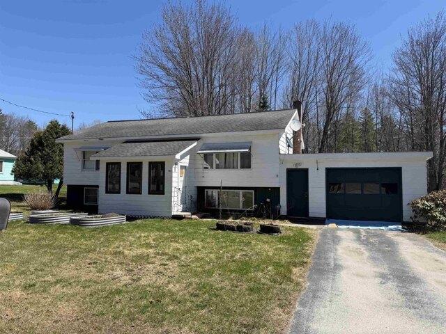house with 2 bedroom, Lunenburg VT DS102217806