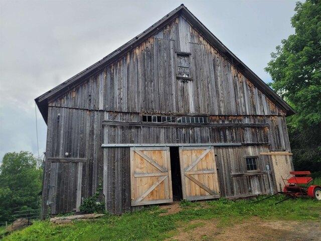 house with 2 bedroom, Lunenburg VT ES104236132