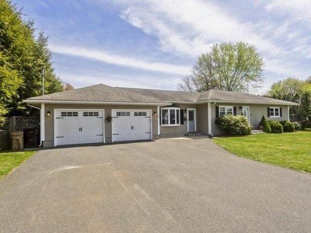 house with 2 bedroom, Ludlow MA DS102121656