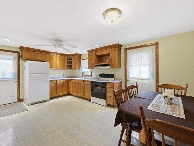 house with 2 bedroom, Ludlow MA ES102922838
