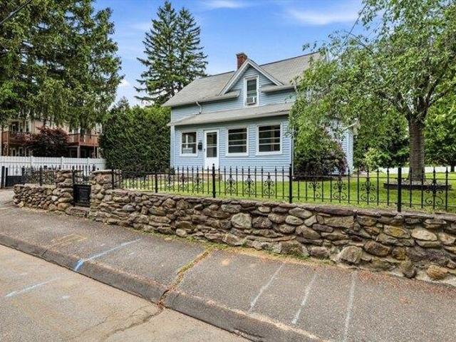 house with 2 bedroom, Ludlow MA ES104569462