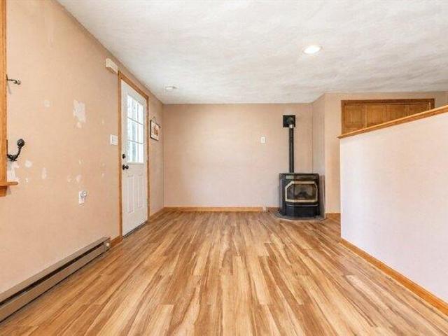 house with 2 bedroom, Ludlow MA ES104851514