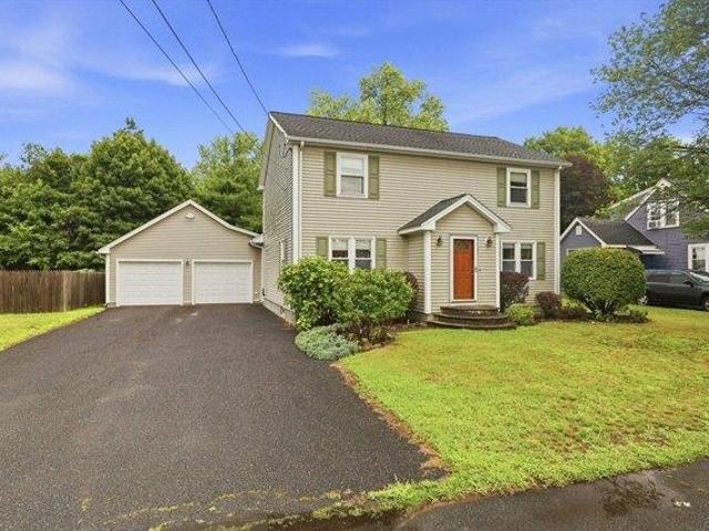 house with 2 bedroom, Ludlow MA ES105041812