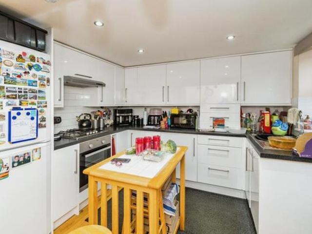 House With 2 Bedroom Lyndhurst Hampshire ES87835502