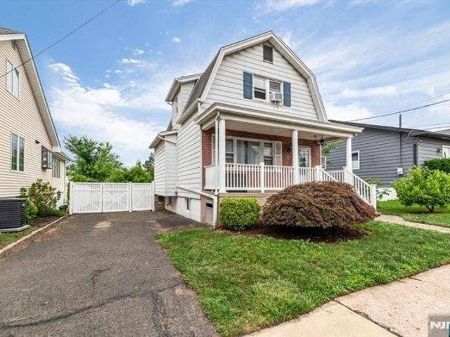house with 2 bedroom, Lyndhurst NJ ES104567352