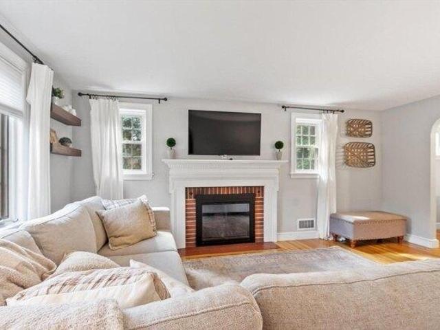 house with 2 bedroom, Lynn MA DS103498614