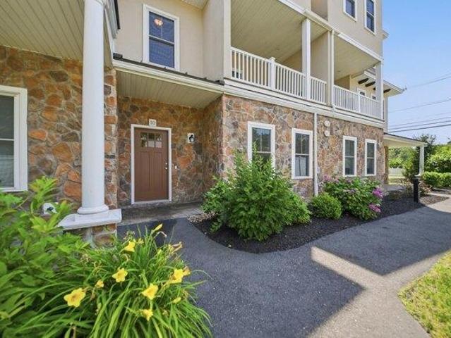 house with 2 bedroom, m NH DS104377018