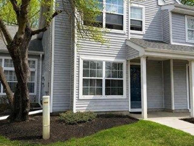house with 2 bedroom, Manalapan NJ DS102475687