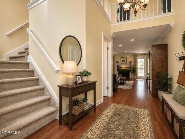 house with 2 bedroom, Manalapan NJ ES104831043