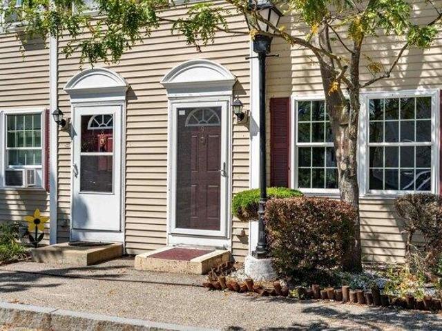 house with 2 bedroom, Manchester NH DLS101801942