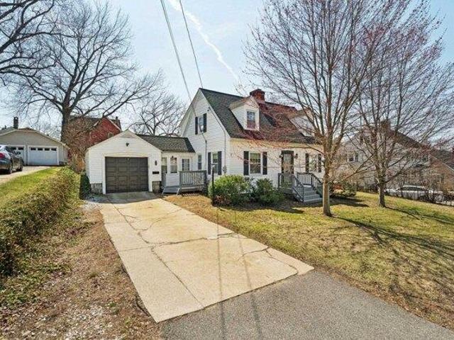 house with 2 bedroom, Manchester NH DLS102062209