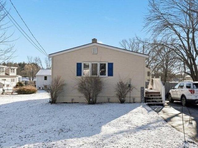 house with 2 bedroom, Manchester NH DLS102212027