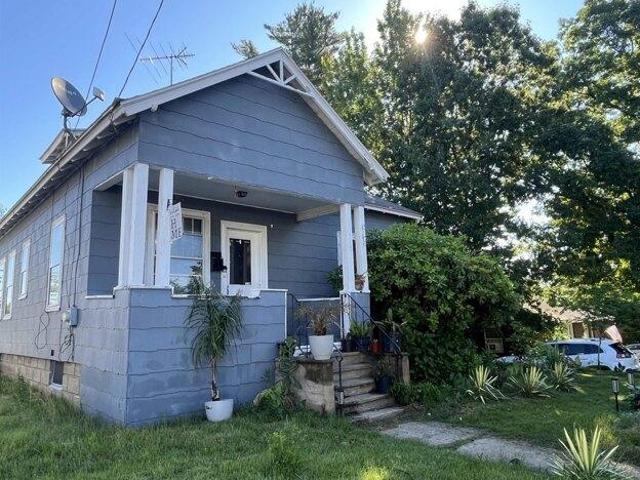 house with 2 bedroom, Manchester NH DS104011624