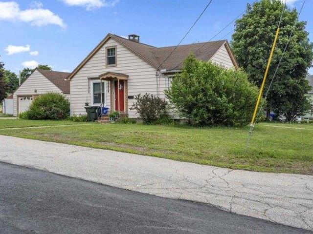 house with 2 bedroom, Manchester NH DS104297213