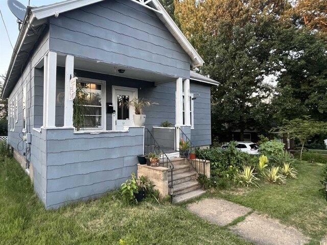 house with 2 bedroom, Manchester NH DS104410544