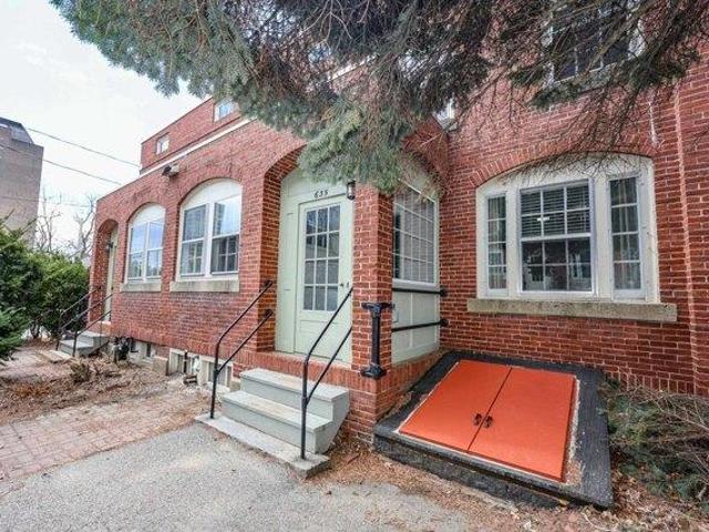 house with 2 bedroom, Manchester NH DS103851329