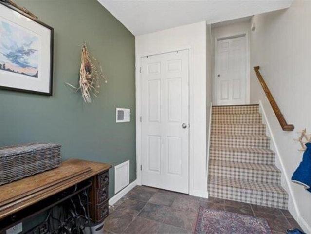 house with 2 bedroom, Manchester NH DS103930602