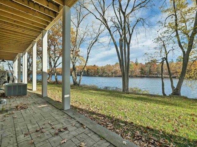 house with 2 bedroom, Manchester NH ES104043511