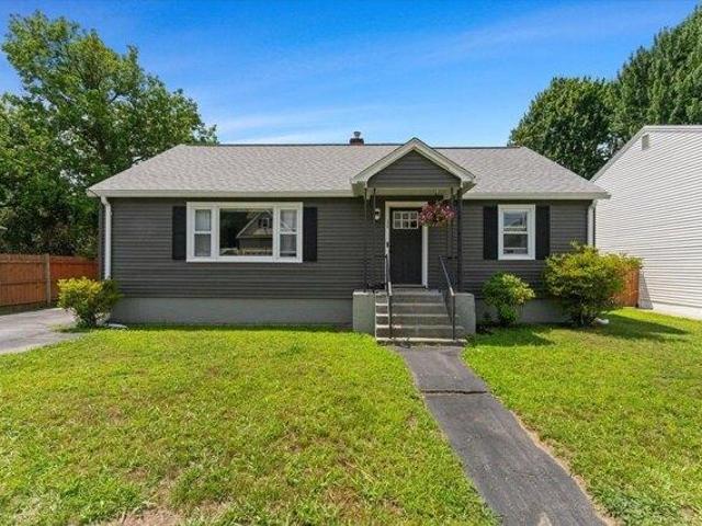 house with 2 bedroom, Manchester NH ES105232225