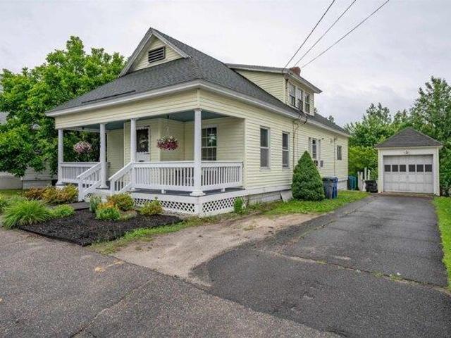 house with 2 bedroom, Manchester NH ES103432418