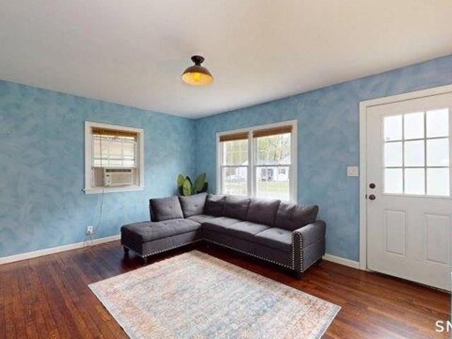 house with 2 bedroom, Manchester CT DS103100111