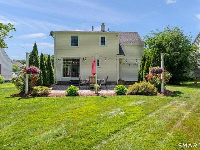 house with 2 bedroom, Manchester CT ES104298246