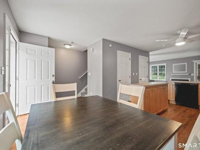 house with 2 bedroom, Manchester CT ES104374480