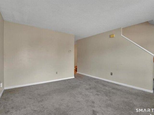house with 2 bedroom, Manchester CT ES105229905