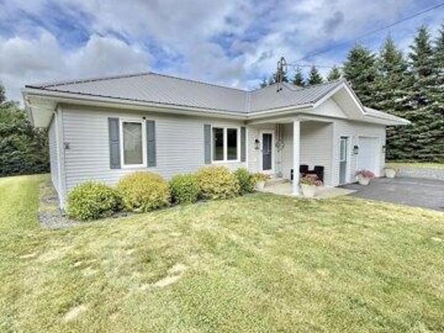 house with 2 bedroom, Madawaska ME DS104330455