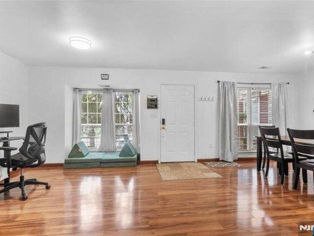 house with 2 bedroom, Mahwah NJ ES104410469