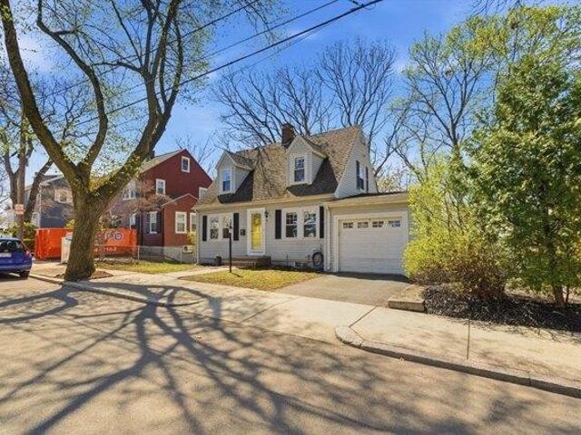 house with 2 bedroom, Malden MA DS102585392