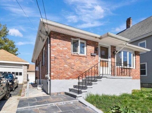 house with 2 bedroom, Malden MA ES103038057