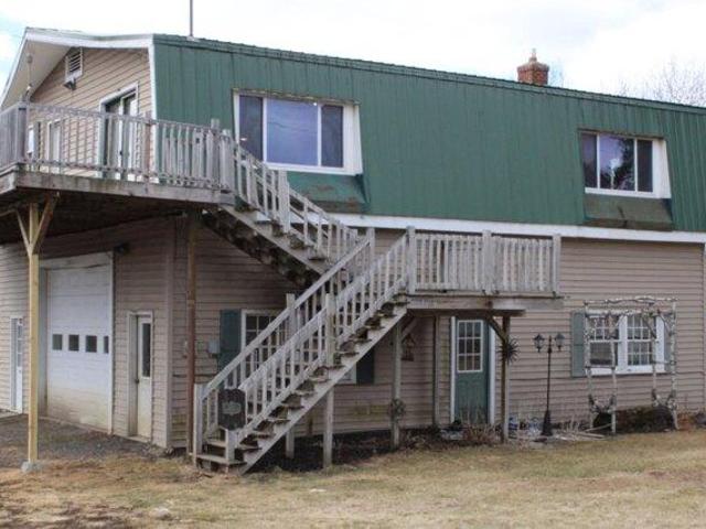 house with 2 bedroom, Mapleton ME ES104075428