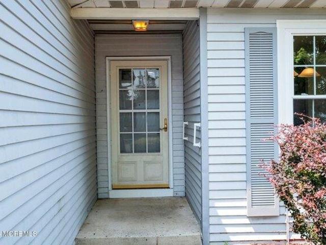 house with 2 bedroom, Marlboro NJ ES104830881