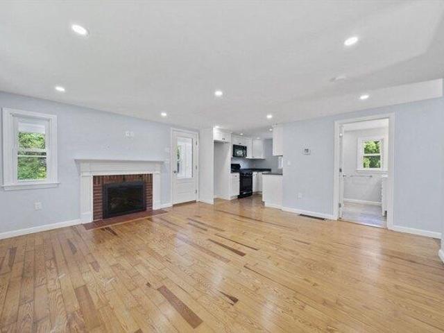 house with 2 bedroom, Marshfield MA ES105232850