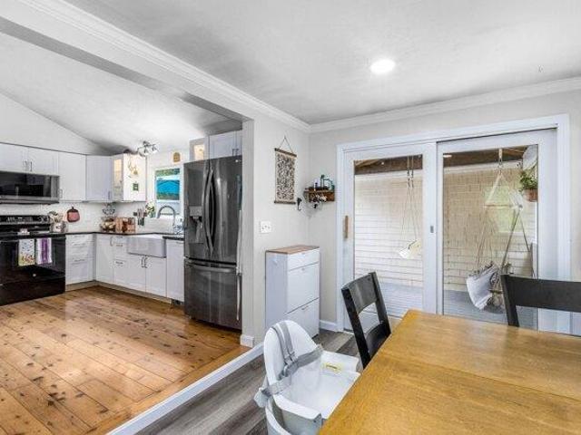house with 2 bedroom, Mashpee MA ES105124466