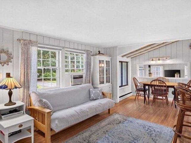 house with 2 bedroom, Mashpee MA ES105155973