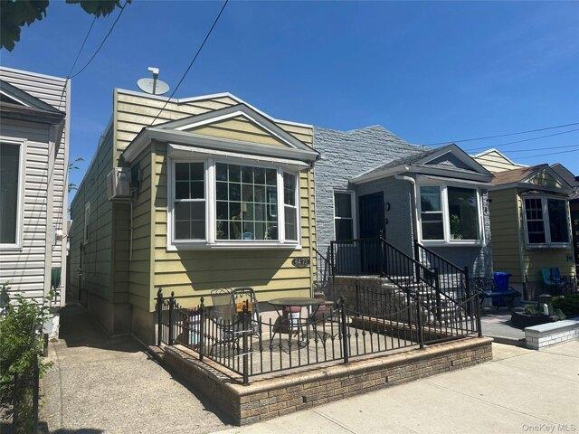 house with 2 bedroom, Maspeth NY DS103601070