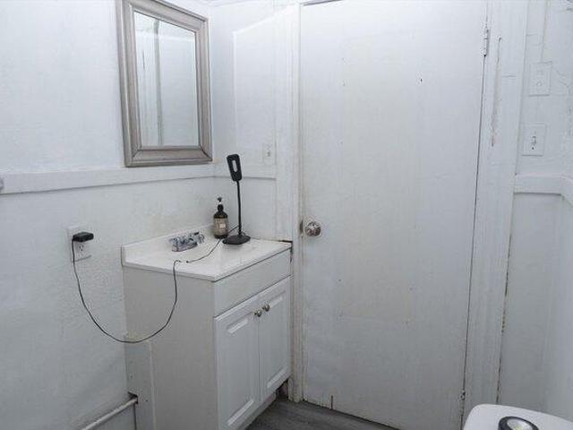 house with 2 bedroom, Mattapoisett MA DLS103017076