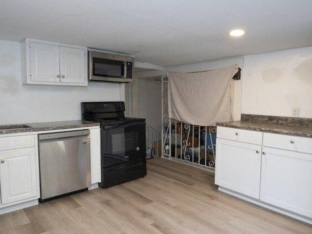 house with 2 bedroom, Mattapoisett MA ES103017076
