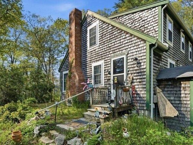 house with 2 bedroom, Mattapoisett MA ES103222147