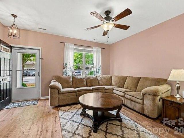 house with 2 bedroom, Matthews NC ES103601204