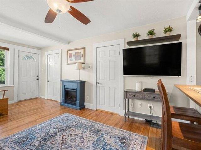 house with 2 bedroom, Maynard MA ES105080797