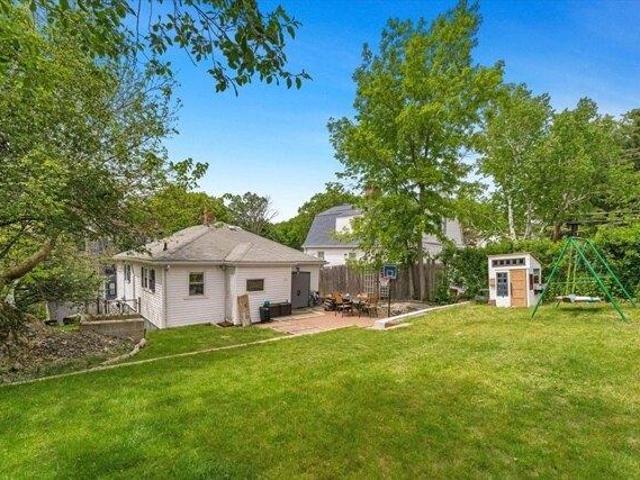 house with 2 bedroom, Medford MA DS104478698