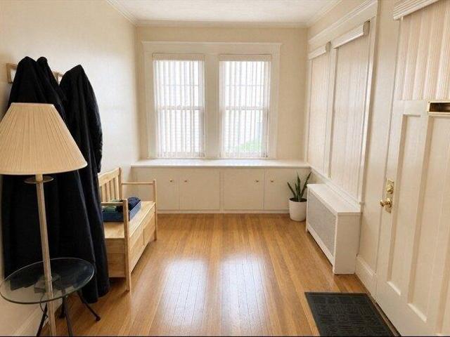 house with 2 bedroom, Medford MA ES104328651